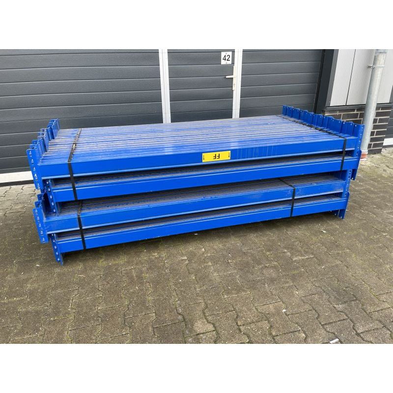 Palettenregaltraverse / Bito PRO / Lichte Weite: 2.200 mm / Kastenprofil: 95 x 50 mm - Lücht & Palm